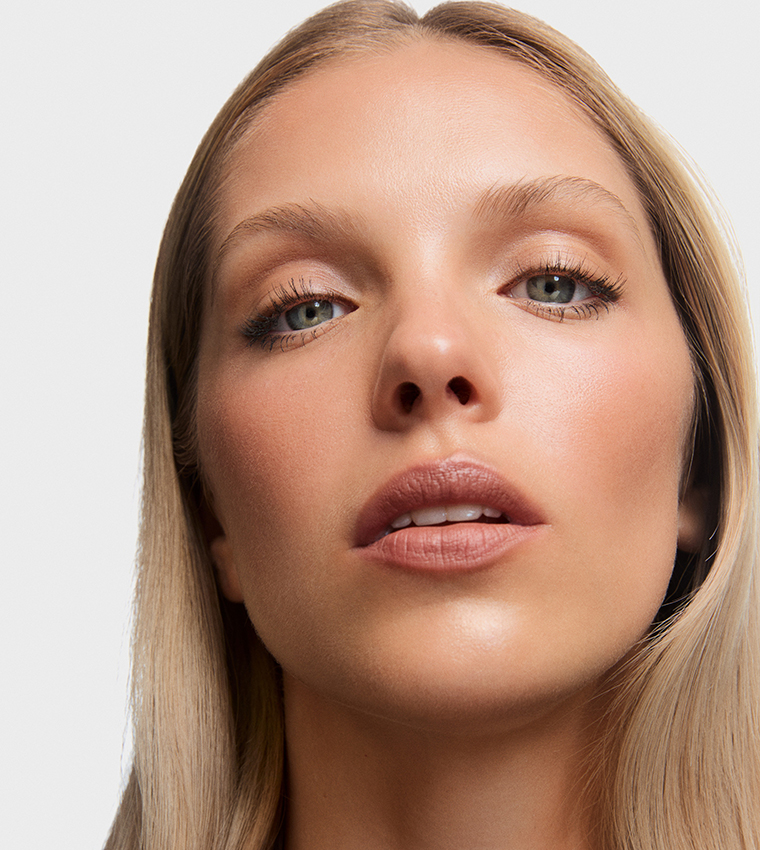 Buy Inglot Cream Stick Highlighter Delicate Glow 310 In Gold | AIVI Qatar