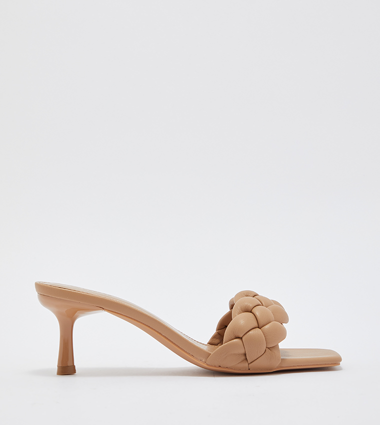 Buy DEEZEE @ CCC Mid Heel Square Toe Sandal In Brown | 6thStreet Qatar