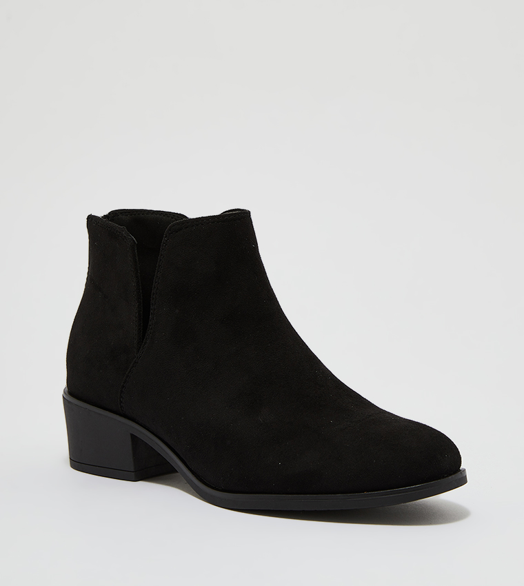 Buy Jenny Fairy @ CCC Plain Toe Chelsea Boots In Black | 6thStreet Qatar