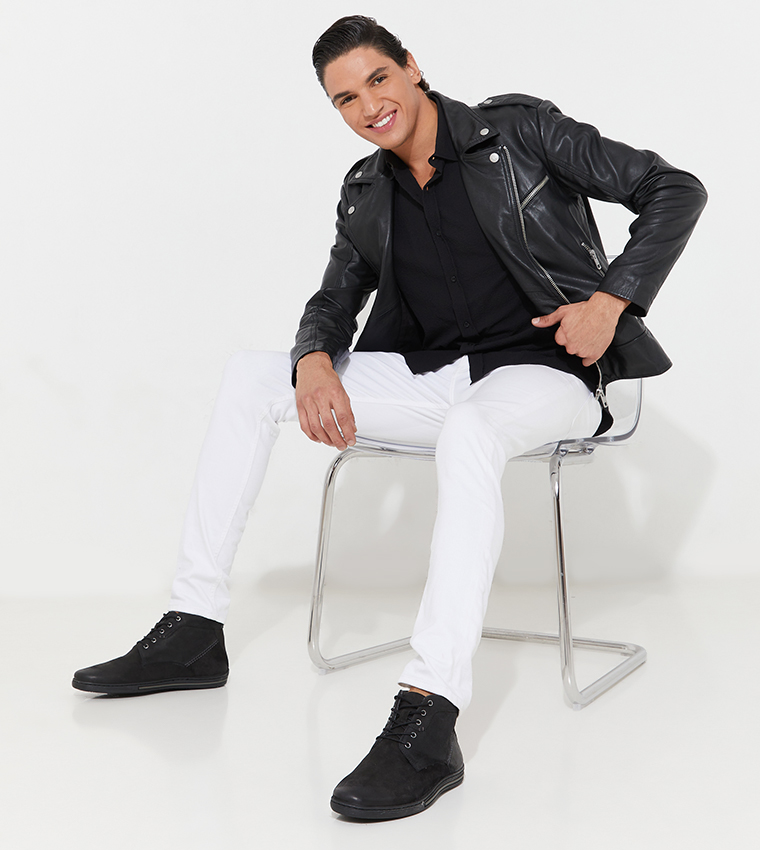 Buy CESARE CAVE @ CCC Round Toe Casual Boots In Black | 6thStreet UAE