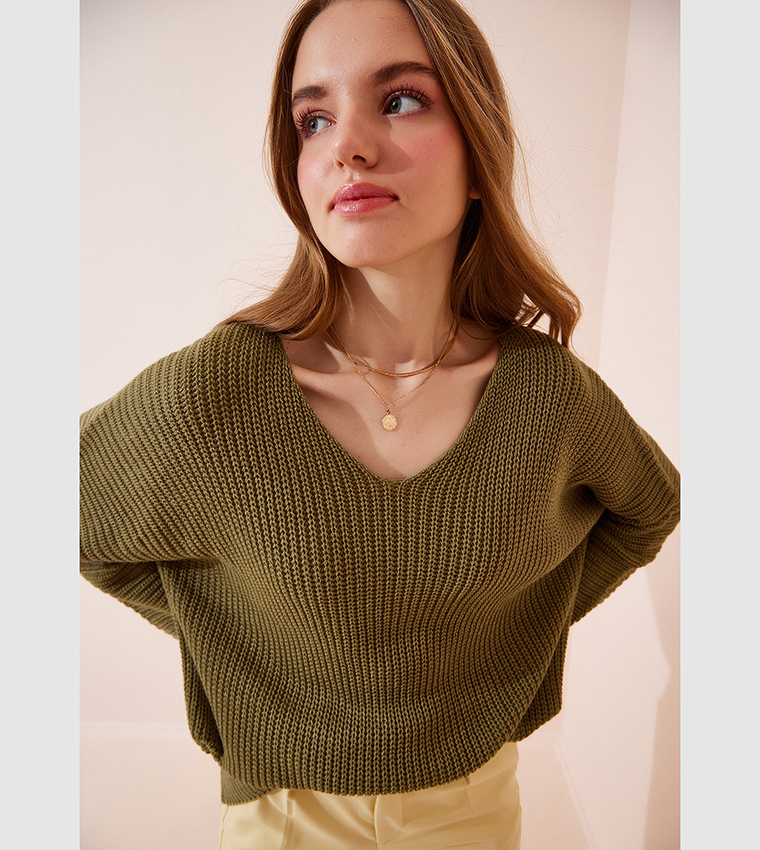 Buy Happiness İstanbul Knitted Round Neck Sweater In Green | 6thStreet ...