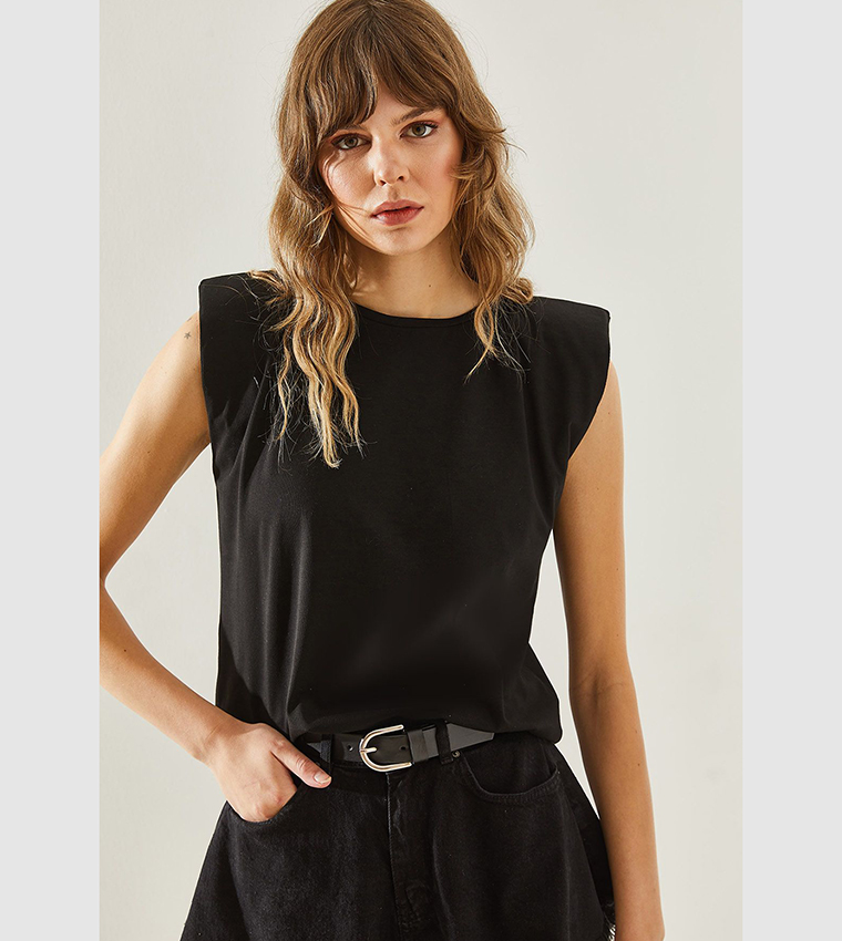 Padded shoulder t shirt store
