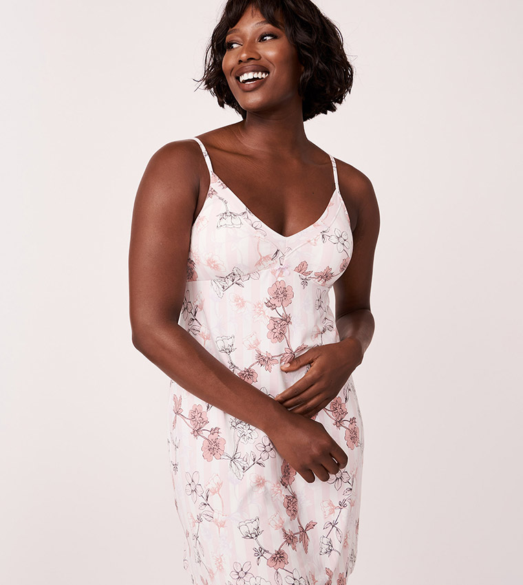 Buy La Vie En Rose Deep Plunge Nightie In Purple | 6thStreet Bahrain