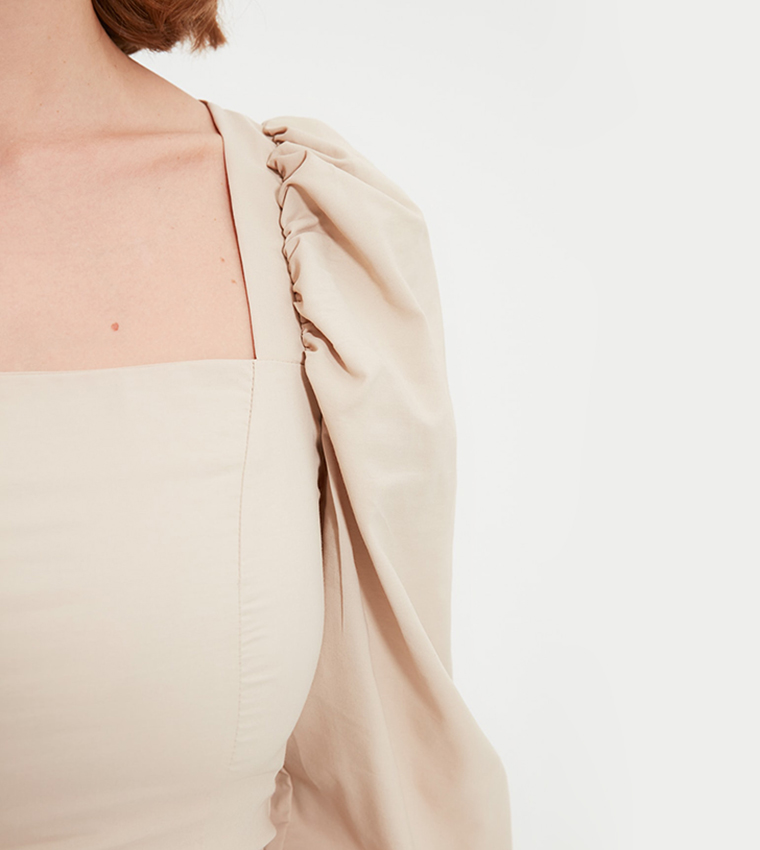 Buy Trendyol Balloon Sleeve Blouse In Brown | 6thStreet Qatar