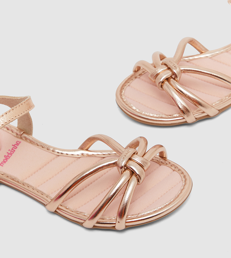 Teenage sandals store