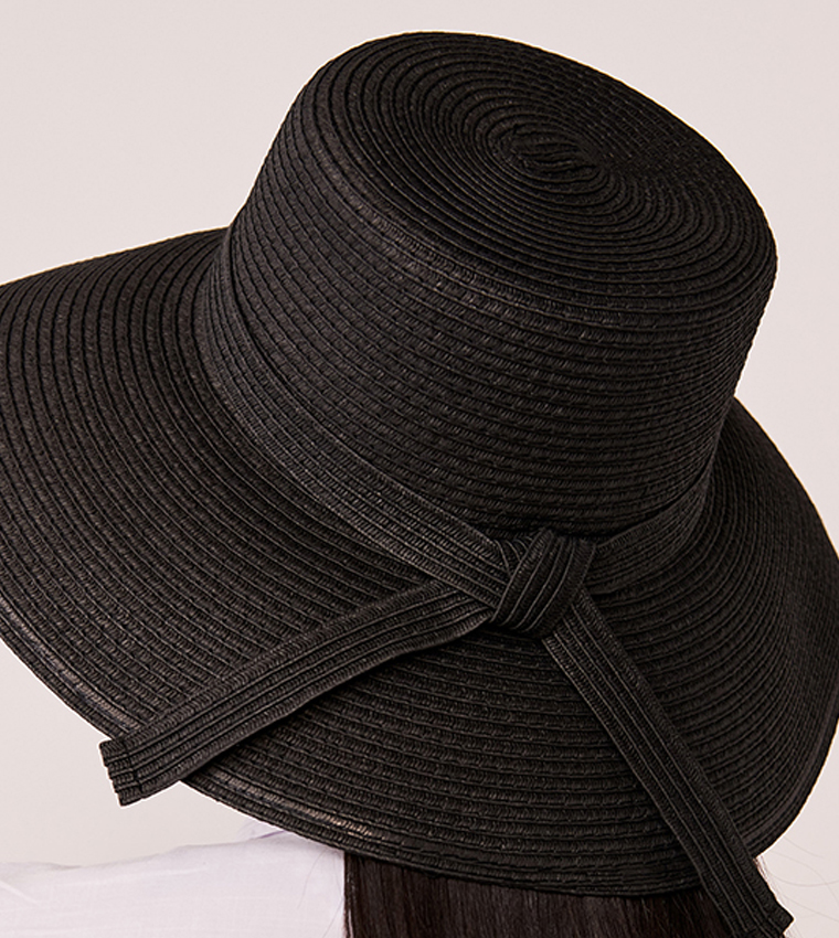 Buy La Vie En Rose Straw Hampton Hat In Black | 6thStreet UAE