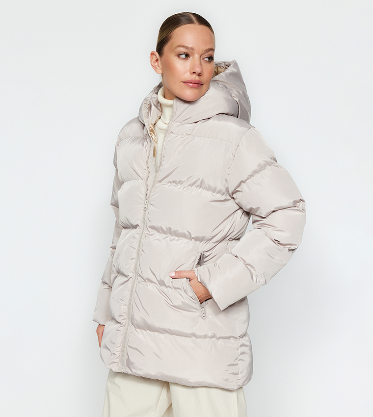 Buy Trendyol Solid Hooded Puffer Jacket In Beige | 6thStreet Saudi Arabia