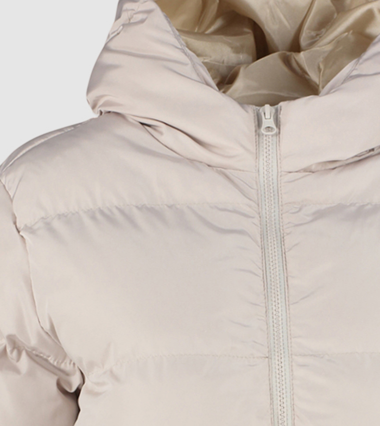 Buy Trendyol Solid Hooded Puffer Jacket In Beige | 6thStreet Saudi Arabia
