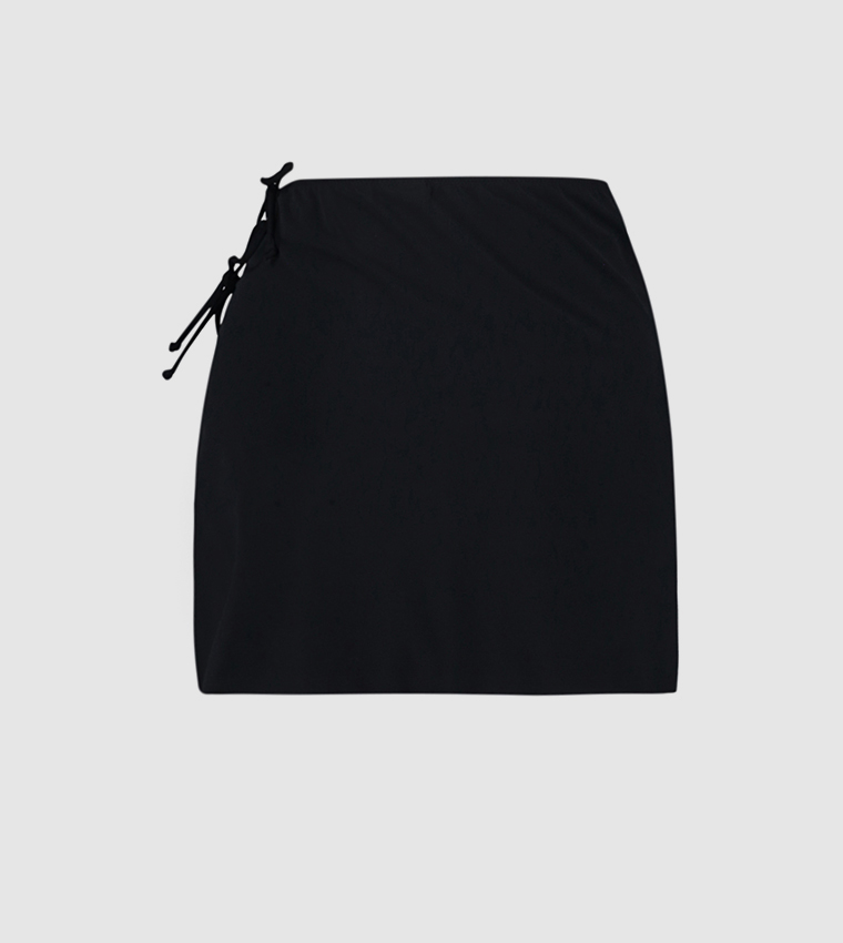 Buy Trendyol Elastic Waist Mini Pareo Skirt In Black | 6thStreet Qatar