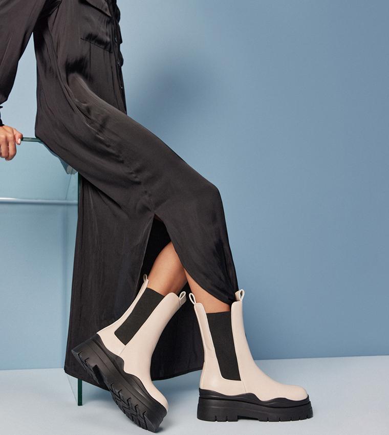 Buy Yaya By Hotiç Outlet Color Block Chelsea Boots In Beige | 6thStreet UAE