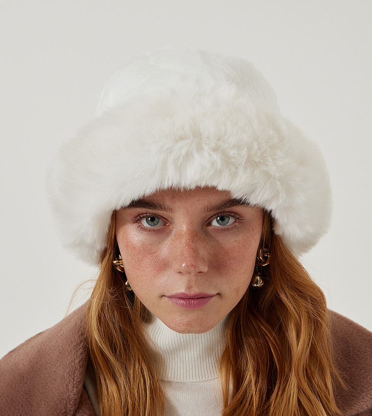 Buy Happiness İstanbul Faux Fur Bucket Hat In White | 6thStreet Kuwait