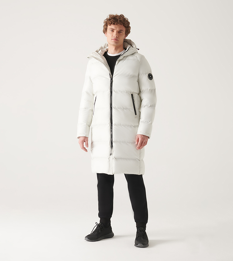 Buy Avva Quilted Longline Puffer Jacket In White | 6thStreet Qatar