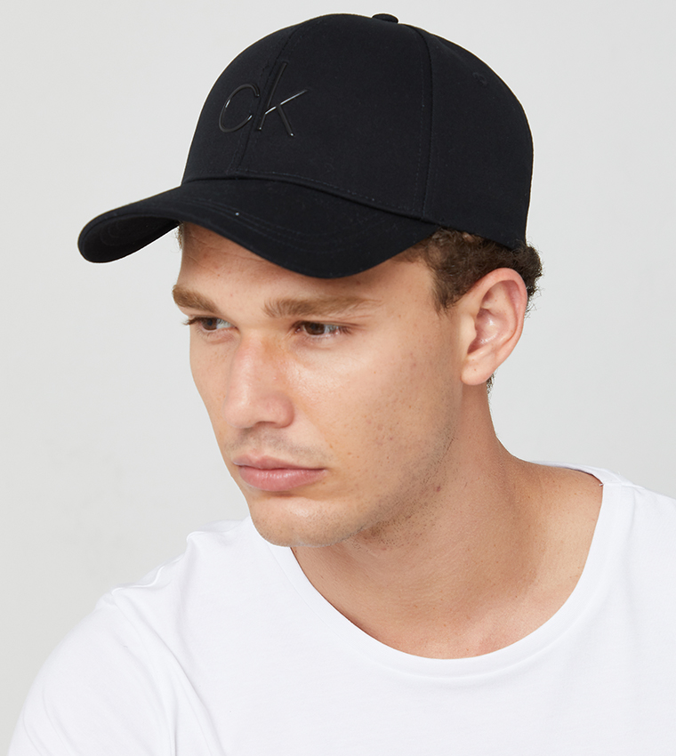 Buy Calvin Klein Cap Black In Black | 6thStreet Bahrain