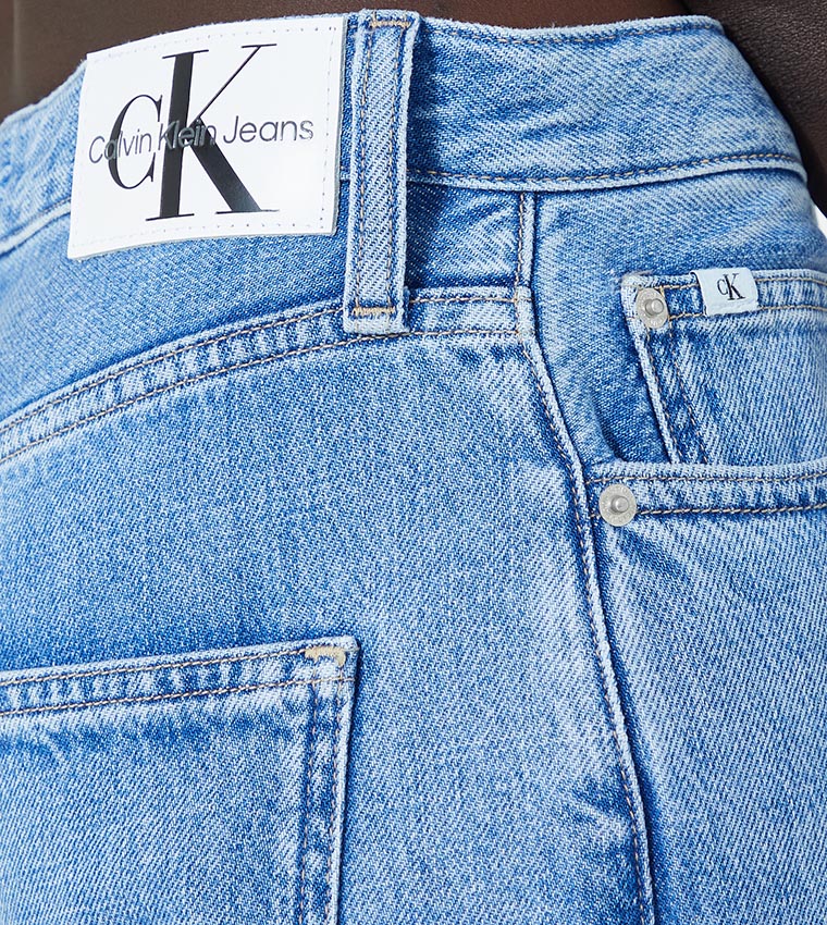 Buy Calvin Klein High Rise Relaxed Jeans In Blue | 6thStreet Qatar