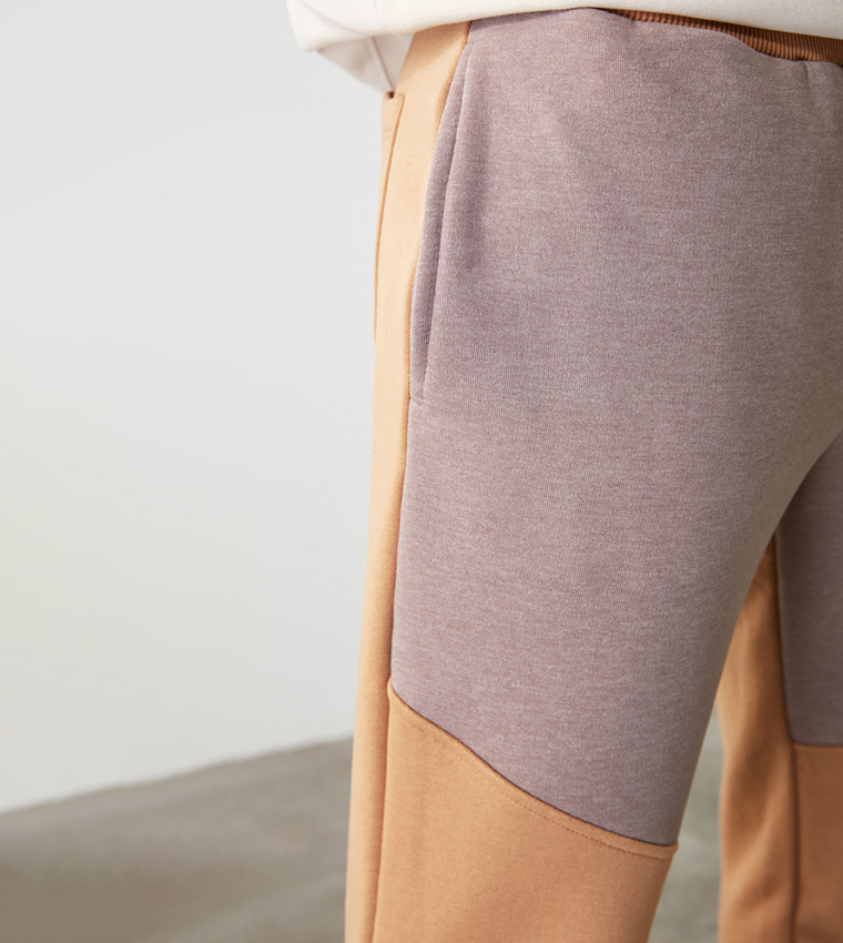 Buy Trendyol Color Block Slim Fit Sweatpants In Multiple Colors ...