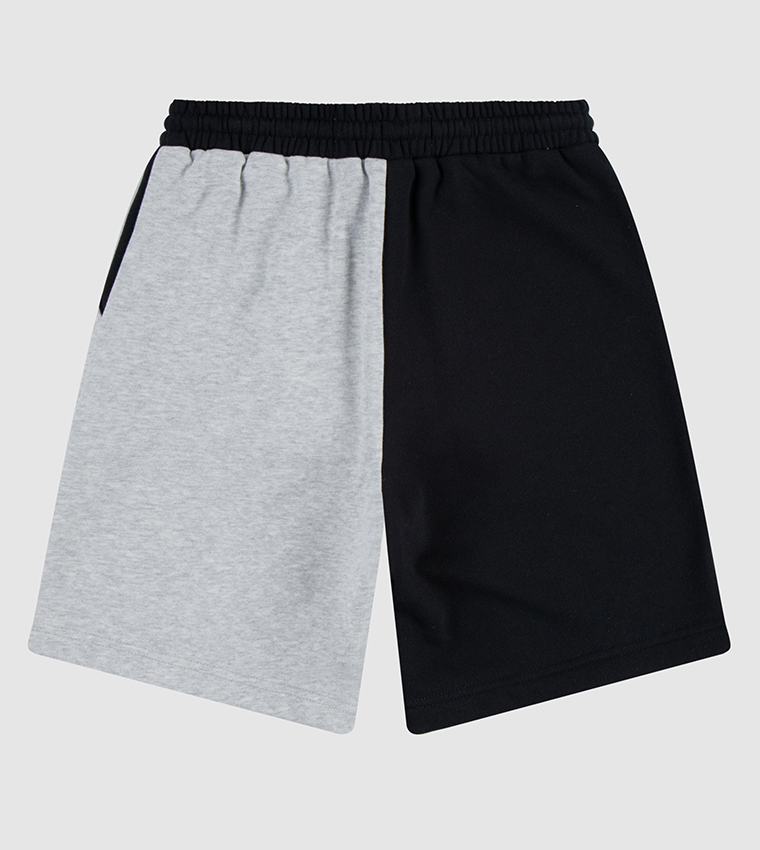 Buy Levi's Kids Logo Detail Color Block Shorts In Black | 6thStreet UAE