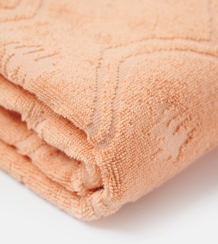 Buy Dagi Textured Towel, 85x150 Cm In Orange | 6thStreet Oman