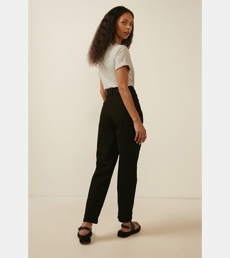 Buy Oasis Rachel Stevens Mom Fit Jeans In Black | 6thStreet Kuwait