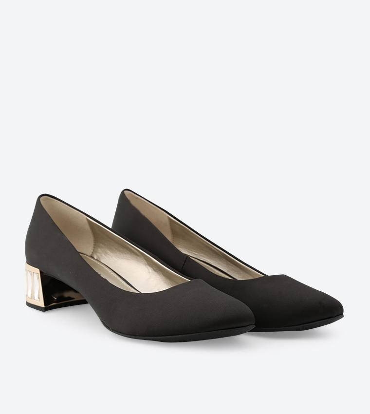 Buy Anne Klein Haedyn Pumps Black In Black | 6thStreet Qatar