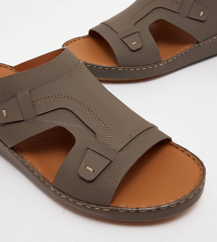 Buy Aldo Open Toe Arabic Sandals In Grey | 6thStreet Oman
