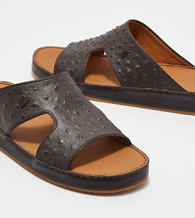 Buy Aldo Open Toe Arabic Sandals In Brown | 6thStreet Saudi Arabia