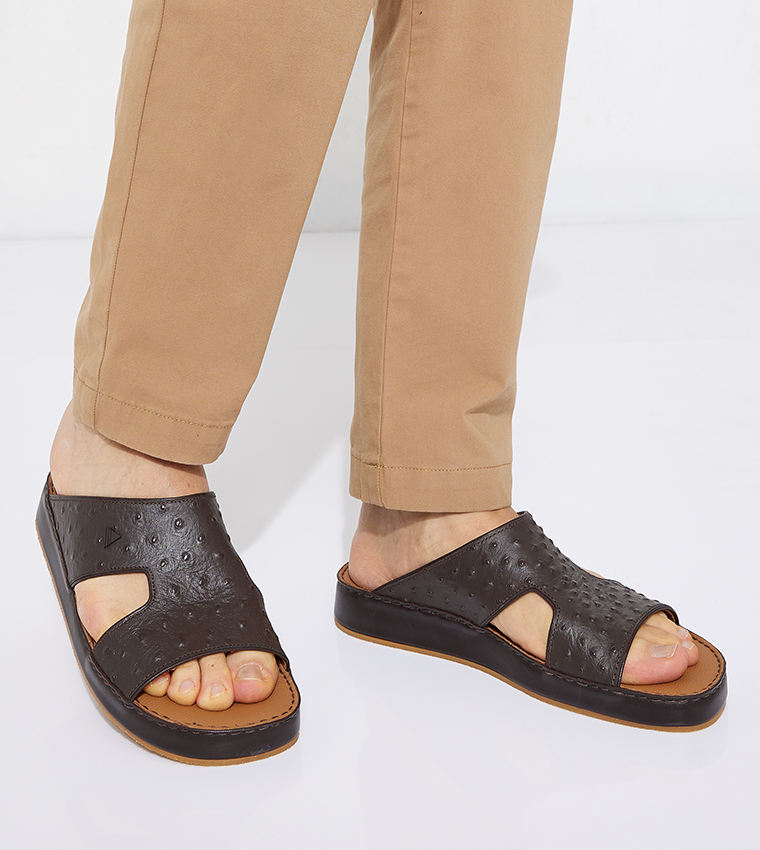 Buy Aldo Open Toe Arabic Sandals In Brown | 6thStreet Saudi Arabia