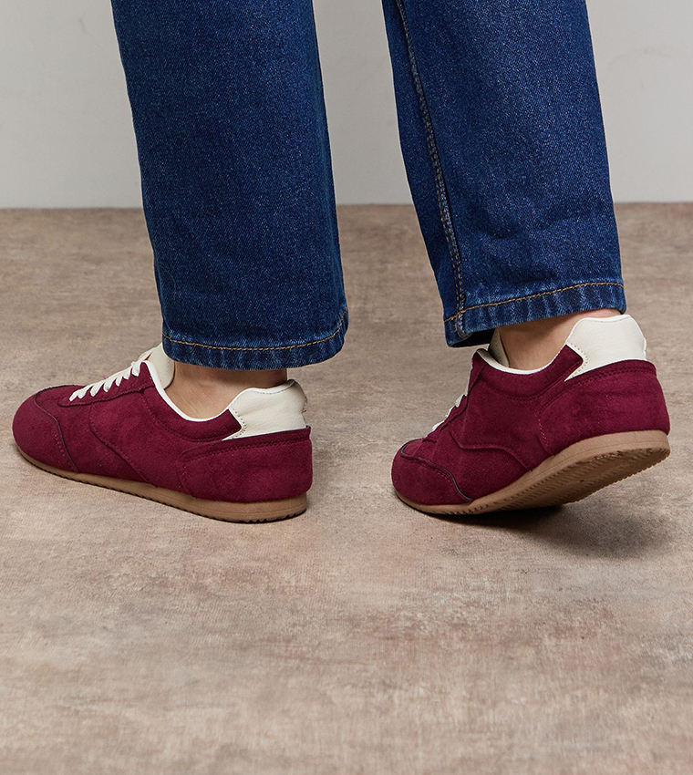 Buy Oasis Jenny Faux Suede Lace Up Shoes In Burgundy | 6thStreet Saudi ...