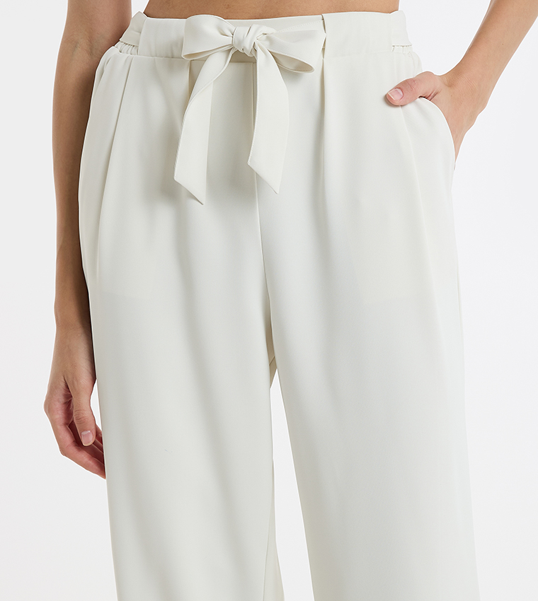 Buy BCBG Detachable Belt Straight Fit Pants In White | 6thStreet UAE