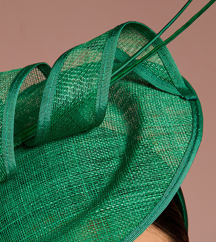 Buy Coast Twist Loop And Quill Fascinator In Green | 6thStreet Qatar