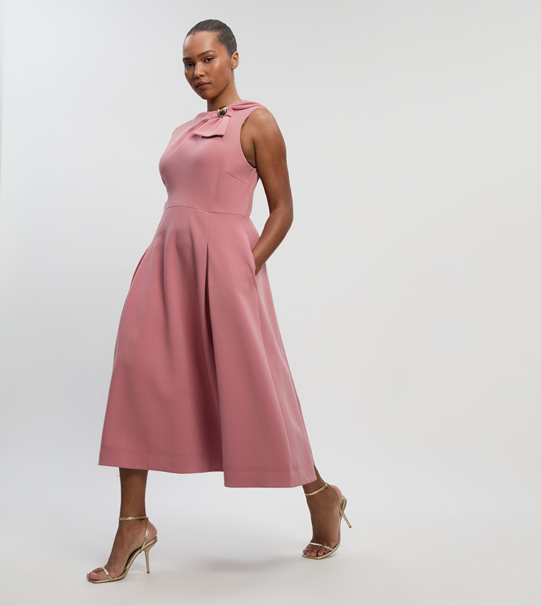 اشتري كارن ميلين Curve Compact Stretch Bow Tie Neck Midi Dress بلون ...