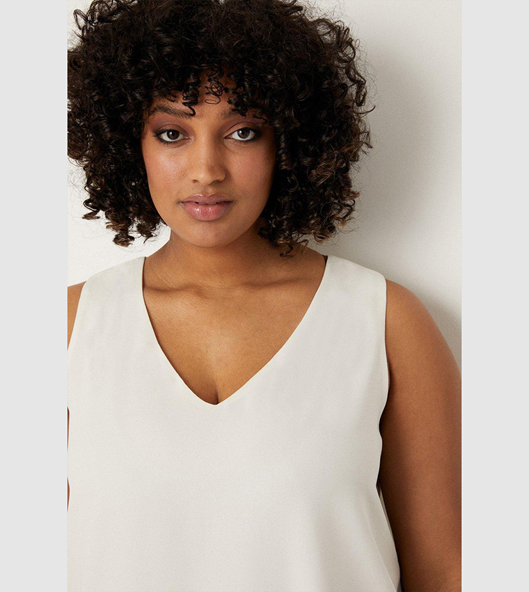 Buy Wallis Curve Solid V Neck Cami Top In Ivory | 6thStreet Saudi Arabia