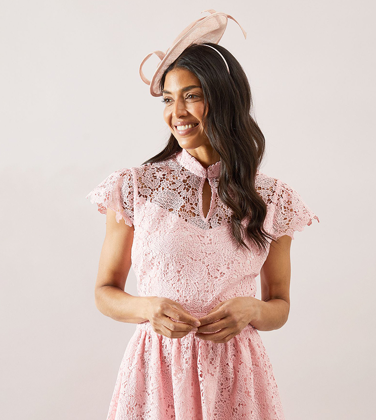 Buy Wallis Lacy Keyhole Neck Midi Dress In Pink | 6thStreet Saudi Arabia