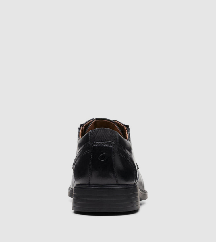Buy Clarks Lite Low Derby Shoes In Black | 6thStreet Qatar
