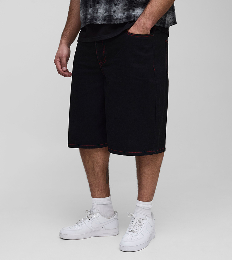 Buy BoohooMAN Plus & Tall Contrast Stitch Relaxed Fit Jorts In Black ...