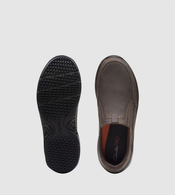 Shop Clarks Online | Buy Latest Collections On 6thStreet Qatar