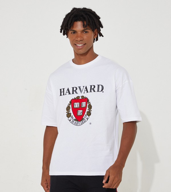 Buy HARVARD Solid Crew Neck Oversized T Shirt In White | 6thStreet UAE