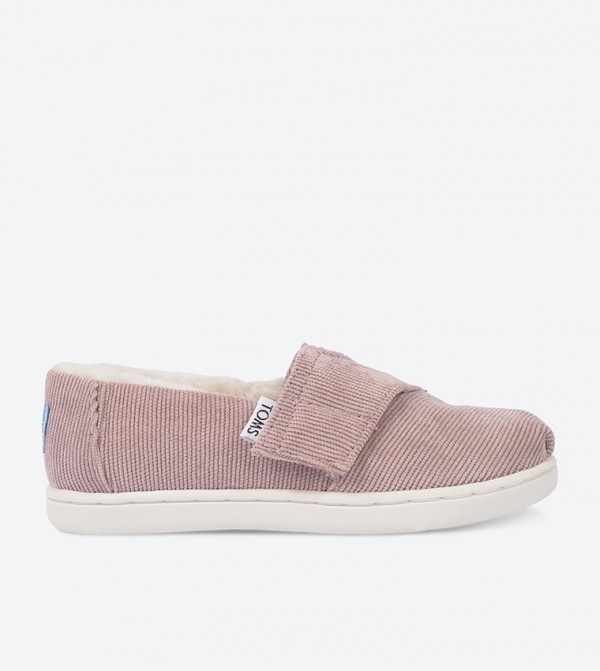 Buy Toms Tiny Toms Classic Slip Ons Pink In Pink | 6thStreet Saudi Arabia