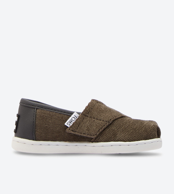 Buy Toms Tiny Classics Slip Ons Olive 10012585 In Olive | 6thStreet Kuwait