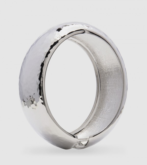 Buy R&B Thick Silver Bangle In Silver | 6thStreet UAE