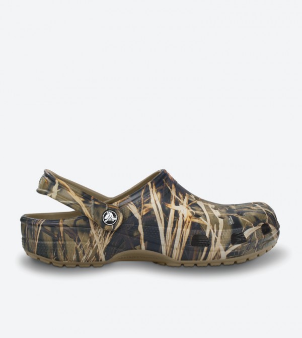 Buy Crocs Classic Realtree Clog In Green | 6thStreet UAE