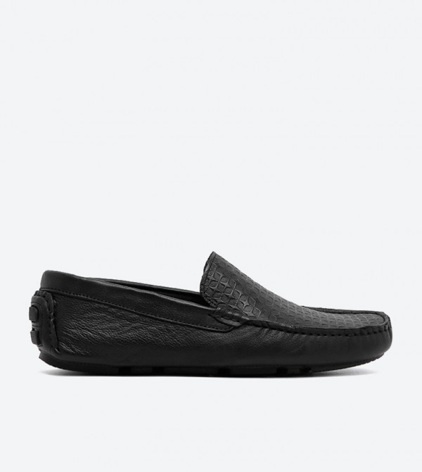 Buy ZAHA @ CCC Mens Footwear Formal Shoes Black In Black | 6thStreet Qatar