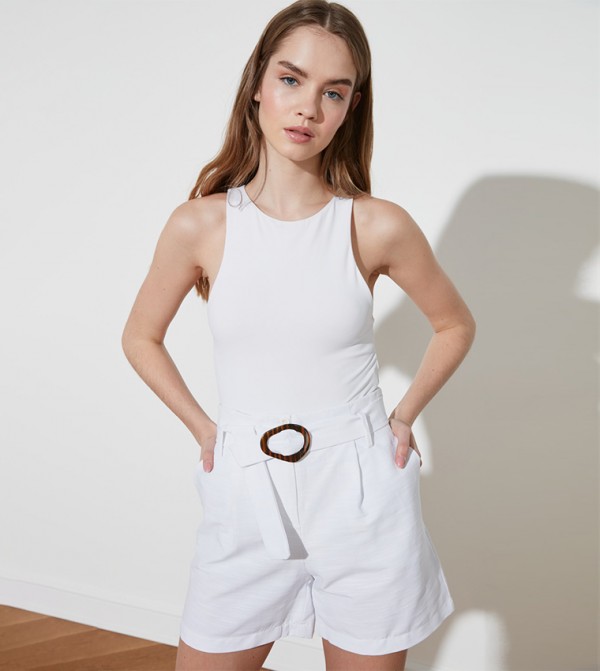 Buy Trendyol Belted Bermuda Shorts In White | 6thStreet Bahrain