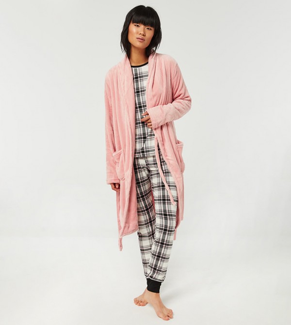 Buy Ardene Classic Plush Night Robe In Pink | 6thStreet Qatar