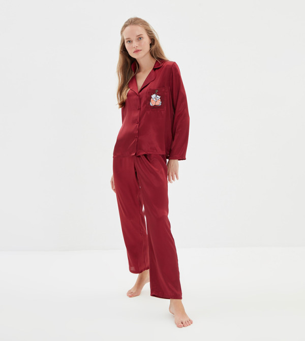 Buy Trendyol Embroidery Satin Woven Pajamas Set In Maroon | 6thStreet ...