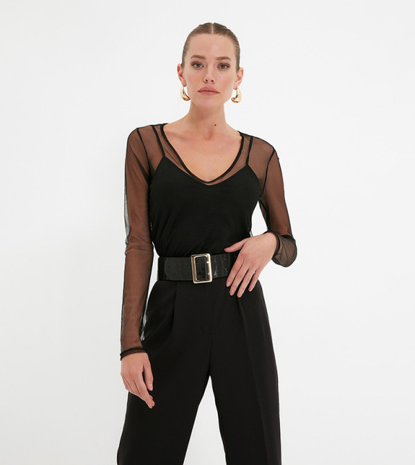 Buy Trendyol Knitted Ramp Body Suit In Black | 6thStreet Oman