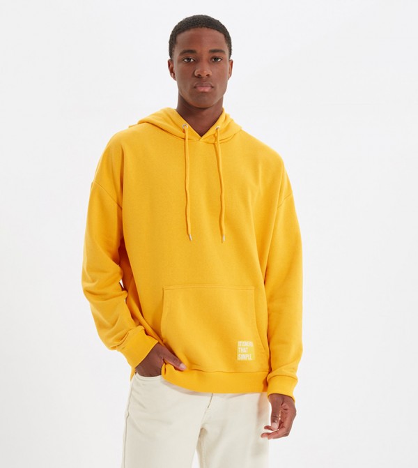 Buy Trendyol Slogan Label Sweatshirt In Yellow | 6thStreet Qatar