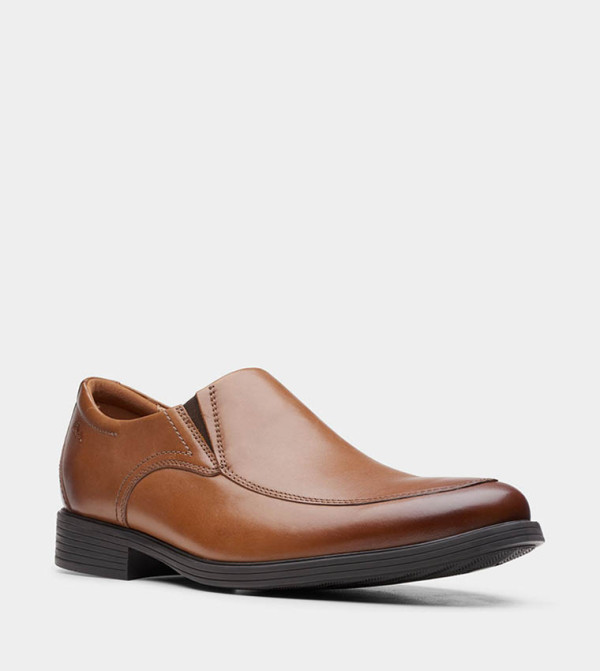 Buy Clarks Whiddon Step Slip On Formal Shoes In Tan | 6thStreet Saudi ...