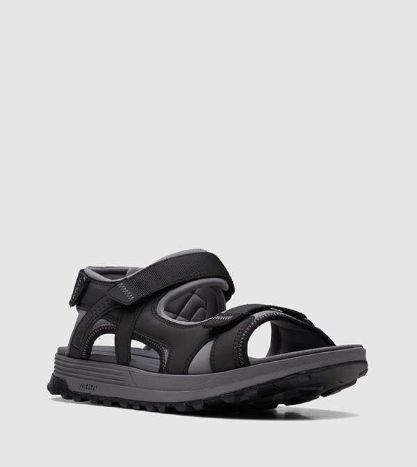 Buy Clarks ATL Trek Sun Casual Sandals In Black | 6thstreet Qatar