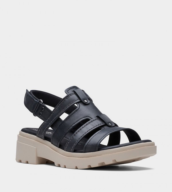 Buy Clarks Coast Shine Casual Sandals In Black | 6thStreet Qatar