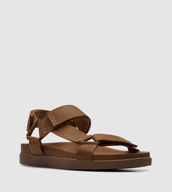 Buy Clarks Sunder Range Casual Sandals In Brown | 6thStreet Qatar
